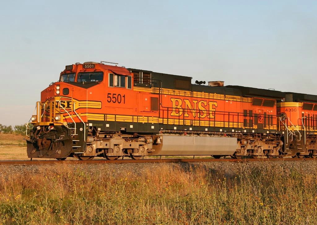 BNSF 5501